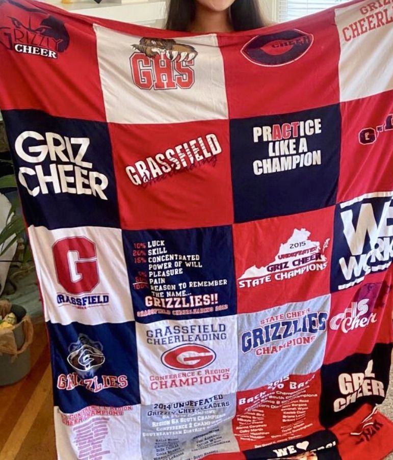 Learn About the Top 8 T-shirt Quilt & T-shirt Blanket Companies